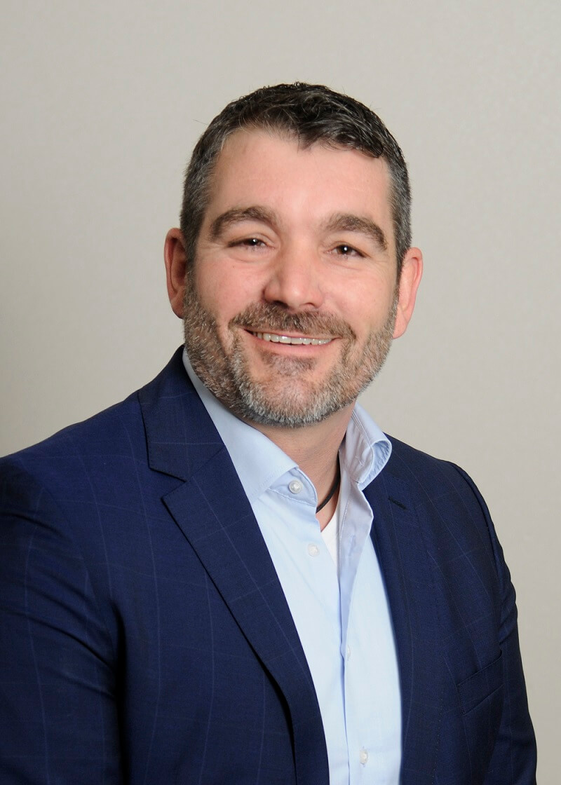 Markus Breuer - Partner der Securess Ver­sicherungs­makler GmbH in ...